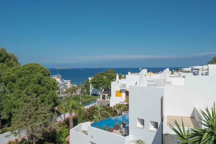 Town House Located 200 Metres From The Beach - Santa Eulària des Riu