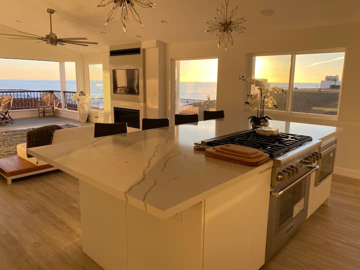 New Luxury Ocean View Penthouse - Del Mar With Ac - Del Mar, CA