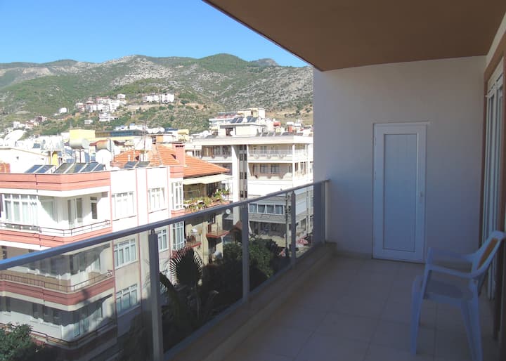 104м от пляжа в центре Алании, 1+1 с видом моря - Alanya