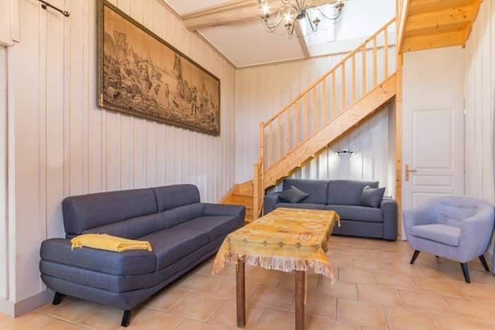Fécamp :
La Roseraie  - Gîte Avec Piscine Et Spa - Normandie