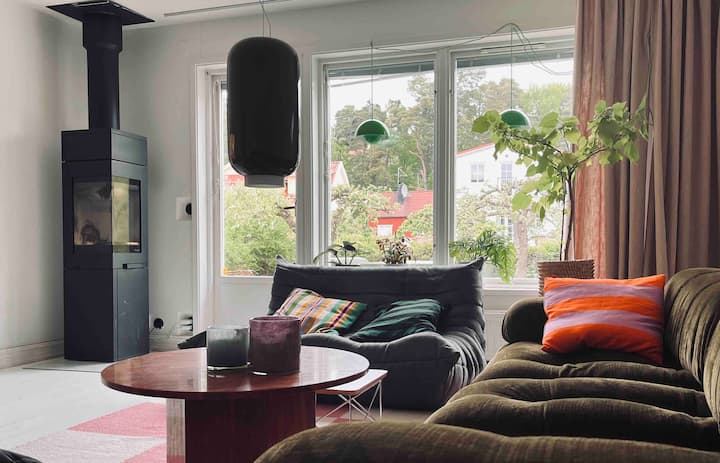 Renovated House With Garden – Central Enskede - Stockholm