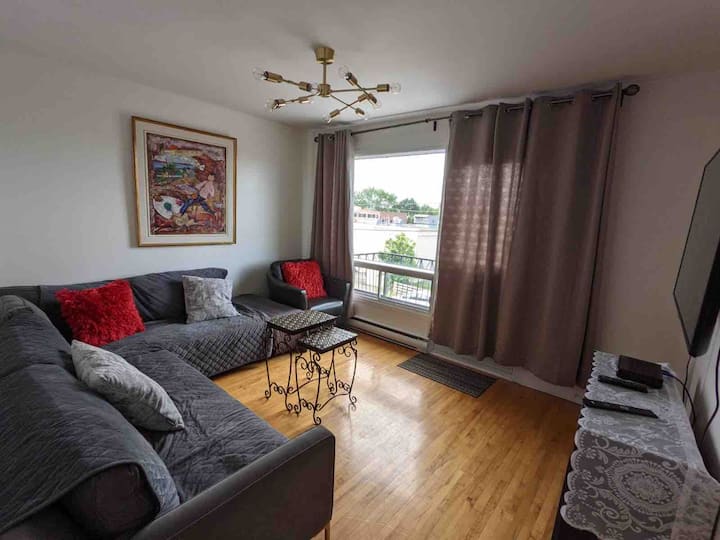 Beautiful Apart. 2 Bedrooms. Wifi Tv Per Cable - Laval