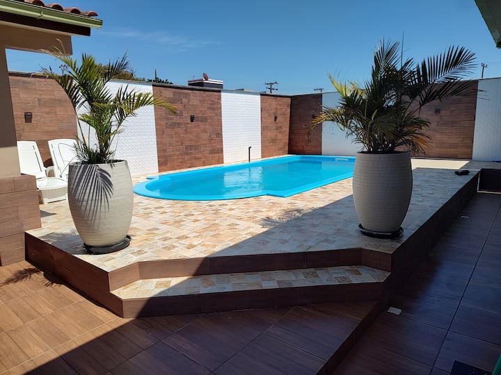 Casa Com Piscina - Imbituba