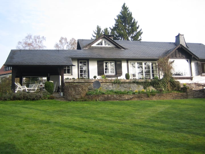 Cottage Accogliente Con Vista Lago E Ampio Giardino - Balve
