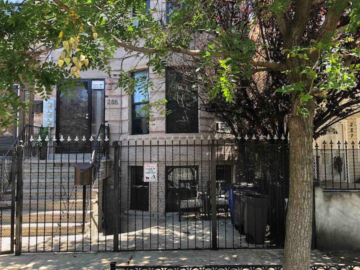 Brooklyn Oasis - 2 Bedroom Apt - 롱아일랜드