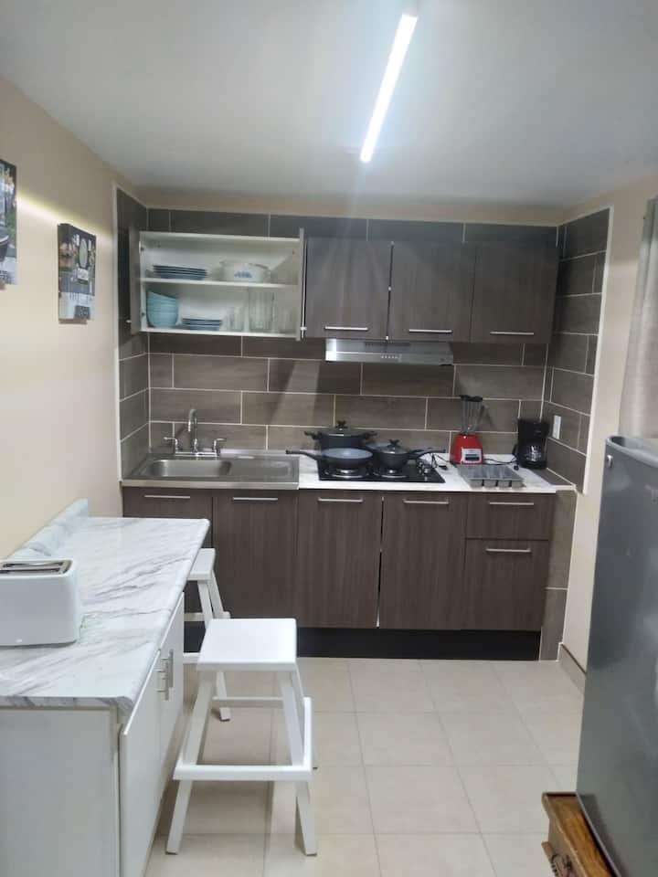 Loft áRea Segura Estacionamiento Privado Todos Los Servicios - Ensenada