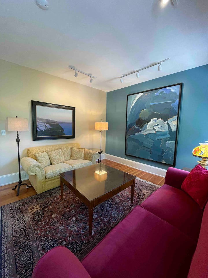 3 Mo Minimum, 3 Br Apt In Jamaica Plain - A Gem! - Belmont, MA