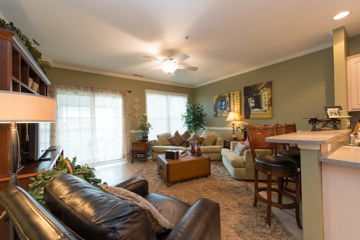 Classy Beach Getaway - Rehoboth Beach, DE