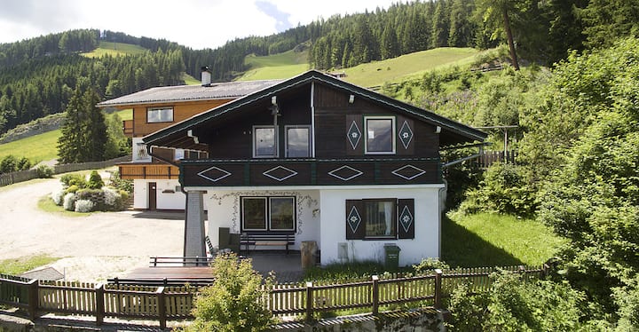 Gästehaus Kristall
Dachsteinblick - Schladming