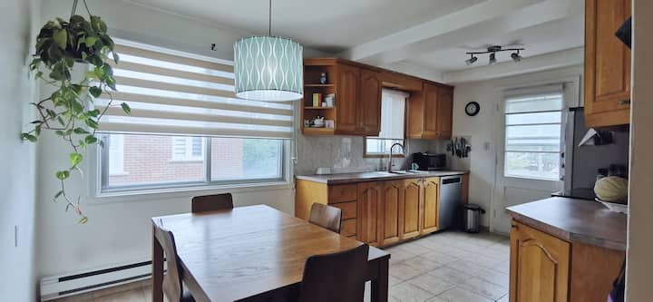 4 Minutes From Subway! - Montreal
