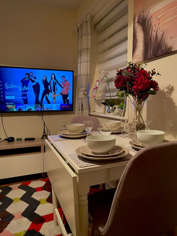 5 Min By Walk Wesfield Shopping Centre Zone 2 - London