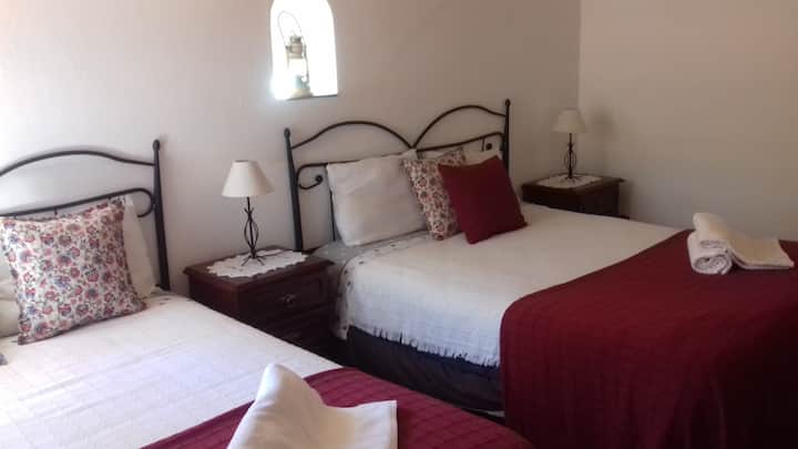 Quinta Das Lameirinhas Quarto Com 2 Camas De Casal - Marvão