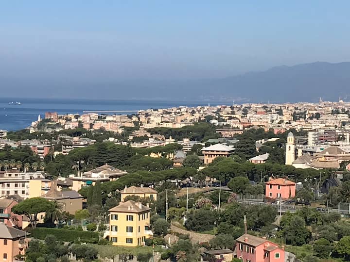 Genova Tra Mare, Monti & Gaslini - 제노바