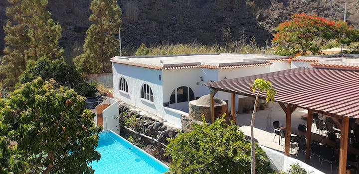 Dos Casas Rurales En Maspalomas - Puerto de Mogán