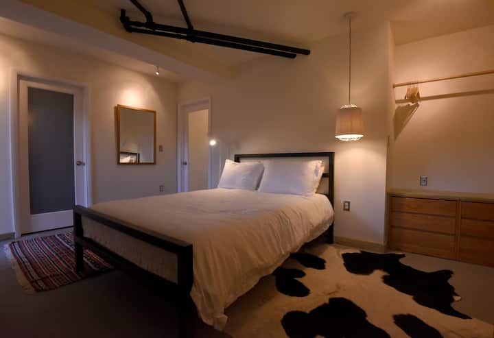 Prime U-street Area Apartment. - Georgetown, DC