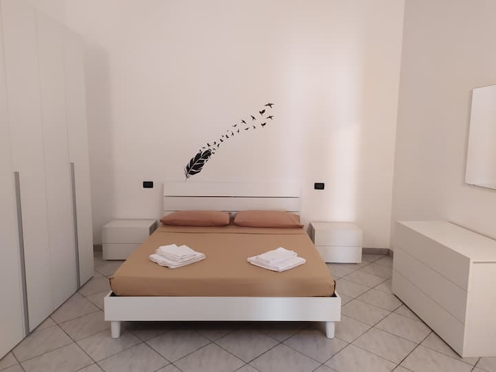 Bilocale A 750 Mt Dal Centro Storico - Lecce