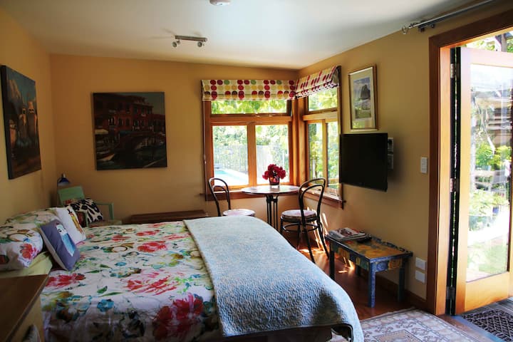 Peaceful Garden Studio: Separate, No Cleaning Fee - Christchurch