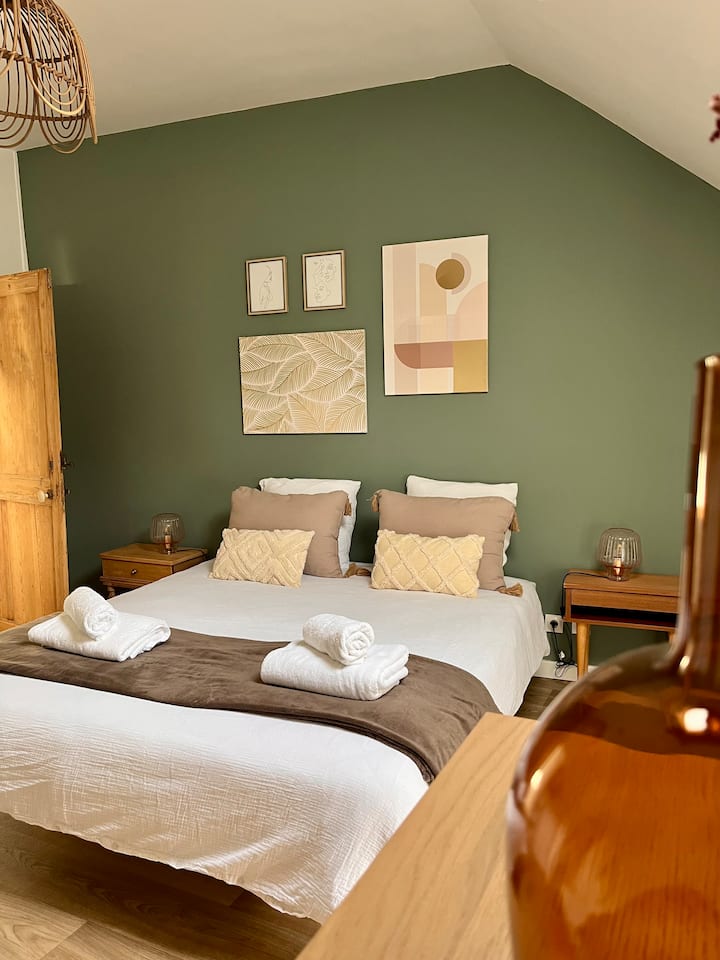 45.4 Appartement Tout Confort - ibis Styles Laval Centre Gare