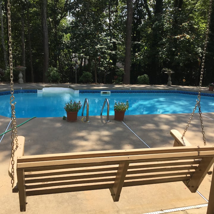 Beautiful Private  Pool, Basement Apartment - Margaritaville at Lanier Islands, Buford