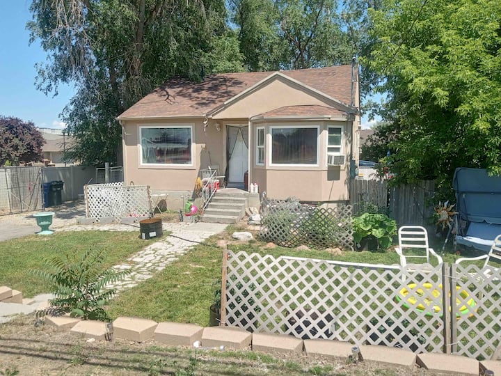 Newley Remodeled 2 Bed Duplex - West Valley City, UT