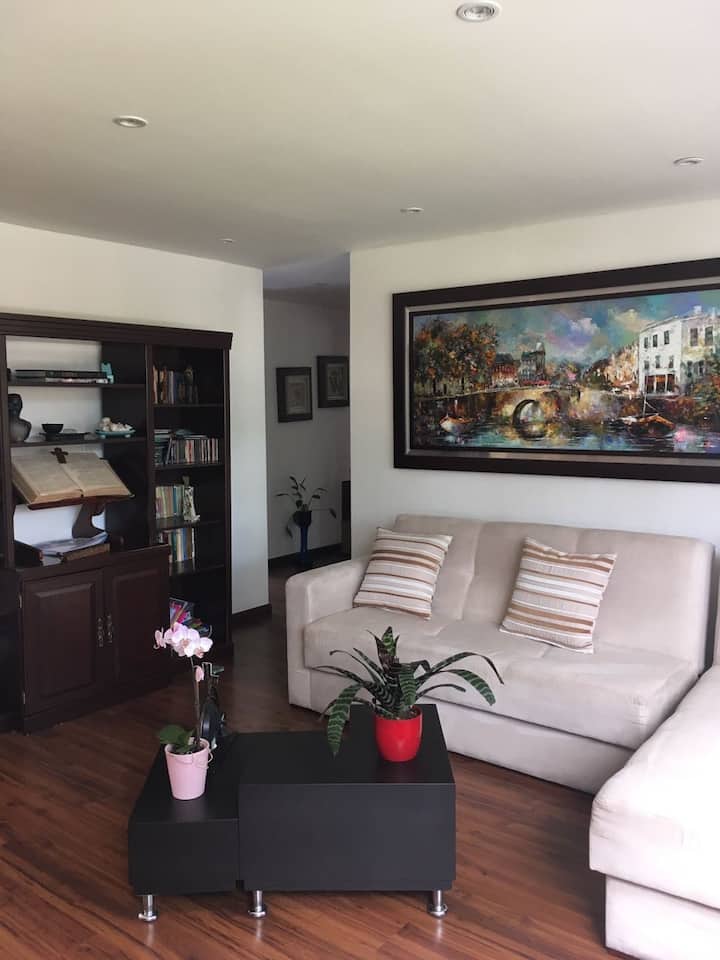Beautiful, Cozy Room, Exellent Location - Bogotá