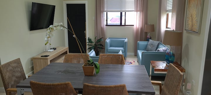 Modern & Comfortably Furnished 3 Bedroom Apartment - Negril