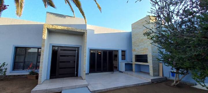 Palm Self Catering - House In Walvis Bay - Namibia