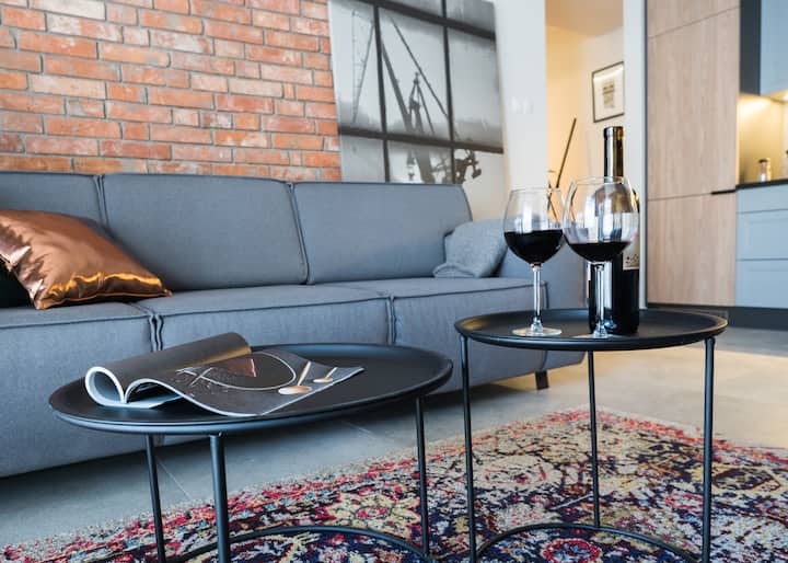 Apartment City Center- Shipyard By Apartmore - Gdańsk