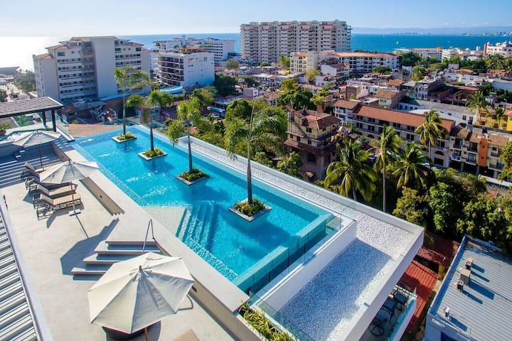 Stunning Condo At Zenith In The Heart Of Old Town - Puerto Vallarta