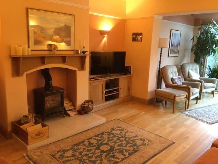 Deluxe Room With En-suite, Near To University - Peak District
