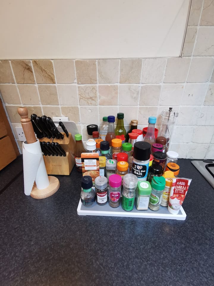 Comfortable Double Room In A Shared House - Cork