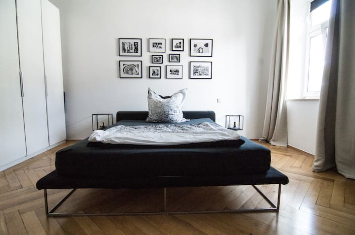 Beautiful Room In A Historical Building (1 Person) - Munich