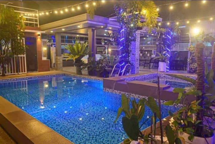 Modern, Classy Pool Villa Near Clark For Big Event - Angeles