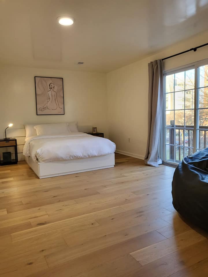 Minimal And Spacious - 3br 2 Ba - Liberty Park, Newark