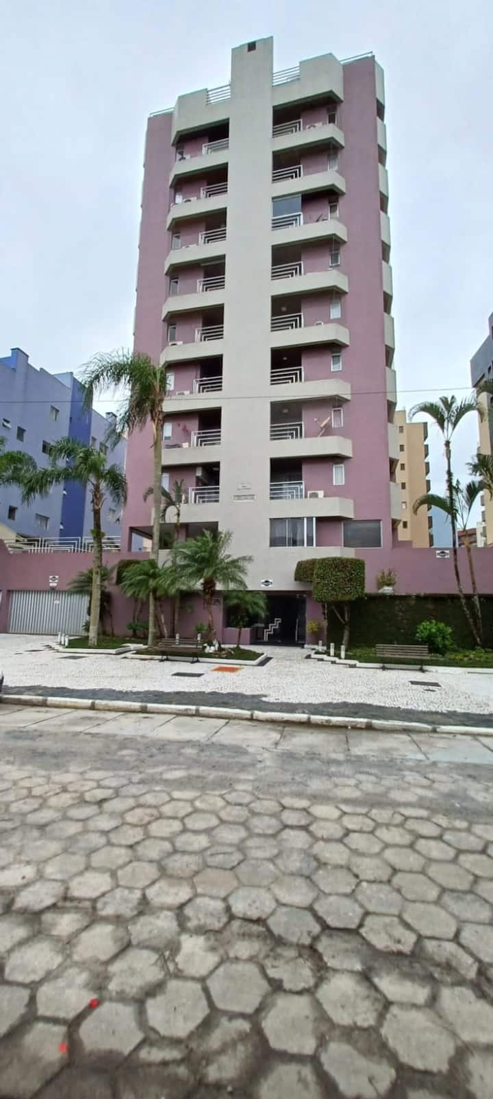 Apto 42 Caiobá, Uma Quadra Do Mar, Bem Localizado - Matinhos