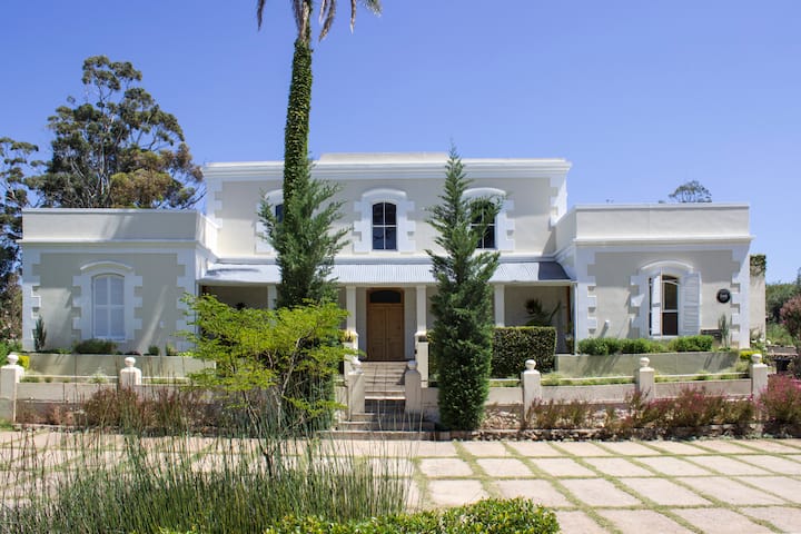 Clairvaux Historical Farm House, Robertson - Western Cape