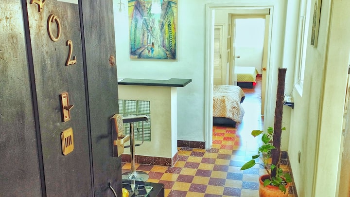 Decolinda: Apto Tranquilo, Cómodo En Habana Vieja. - Havana