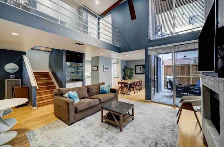 Spacious And Stylish Airbnb Home - Houston, TX