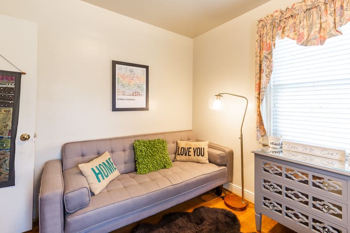 "8-room Cozy House!" - Richmond, VA