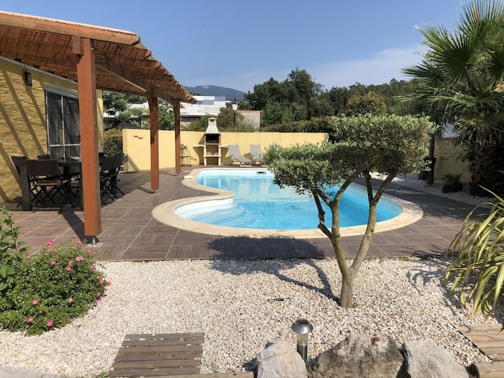 Très Belle Villa, Piscine Chauffée, Vue Imprenable - Céret