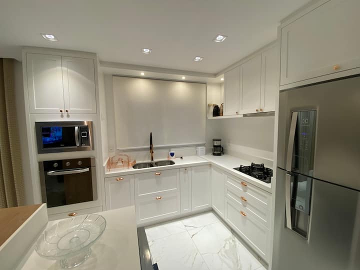 Casa Em Canela De Alto Padrão Em Condomínio - Canela