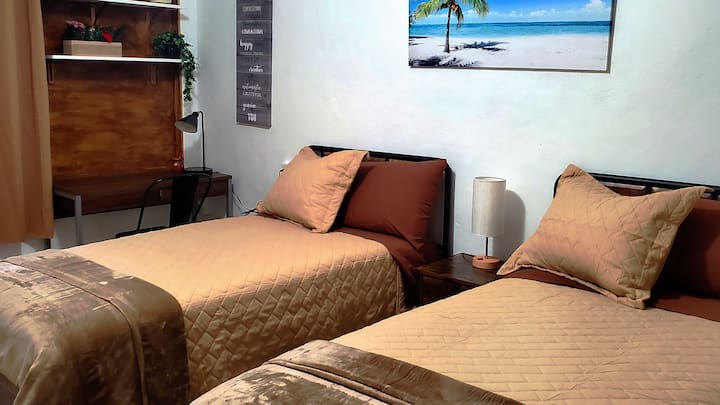 # 9. Central And Cozy Studio With 2 Single Beds - Miami, FL