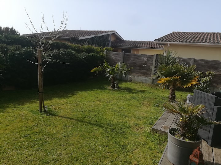 Maison De 76 M2 Dans Un Quartier  Calme - Biganos