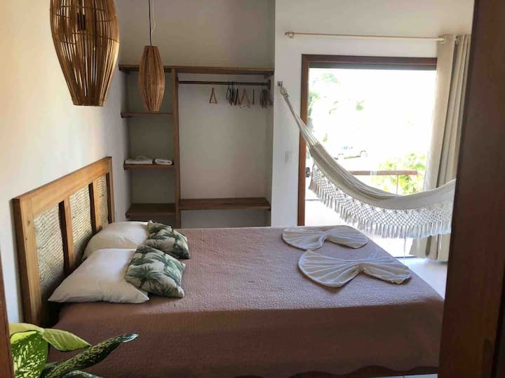 Casa Lírio Condomínio Fechado, 2 Suítes, Ar Cond. - Itacaré