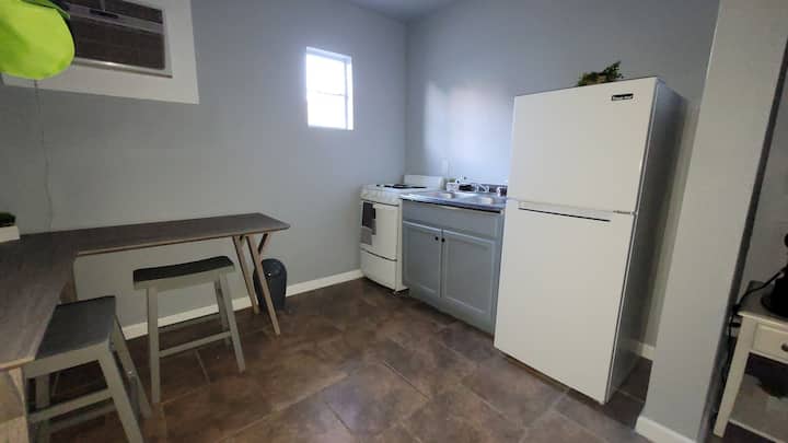 Fully Furnished Apartment - Odessa, TX