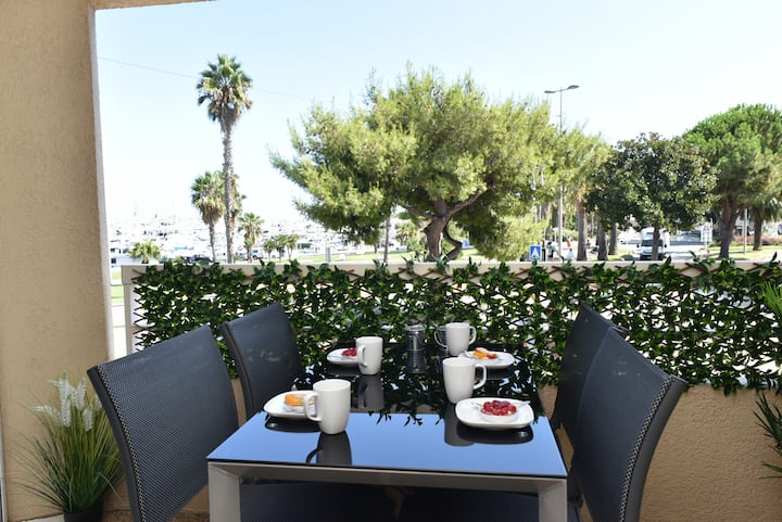 Nouveau 2 P. Avec 1 Balcon, Parking Et Clim Pour 4 - Juan les Pins