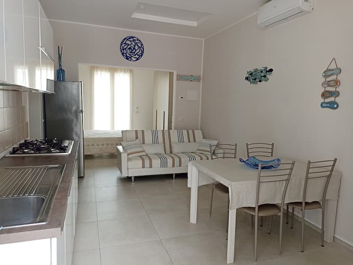 Monolocale Con Ampio Terrazzo A Due Passi Dal Mare - Santarcangelo di Romagna