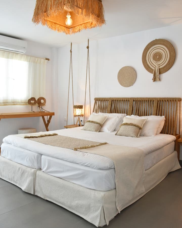 Angelos Design Suites: Junior Suite 01 - 알로니소스섬