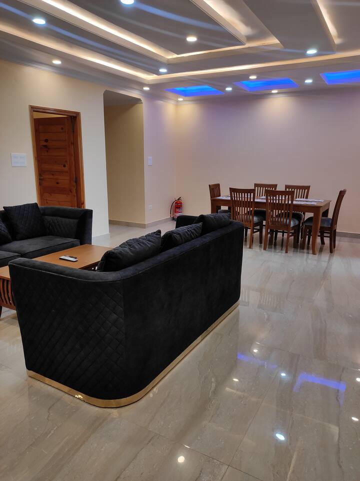 Superb For Groups 6 Bedroom Flat.
Bed & Breakfast - Shimla