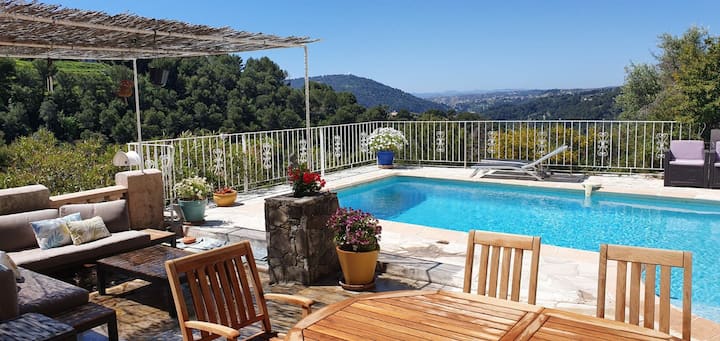 Maison Avec Piscine Et Panorama à 15 Mn De Nice !! - Nice